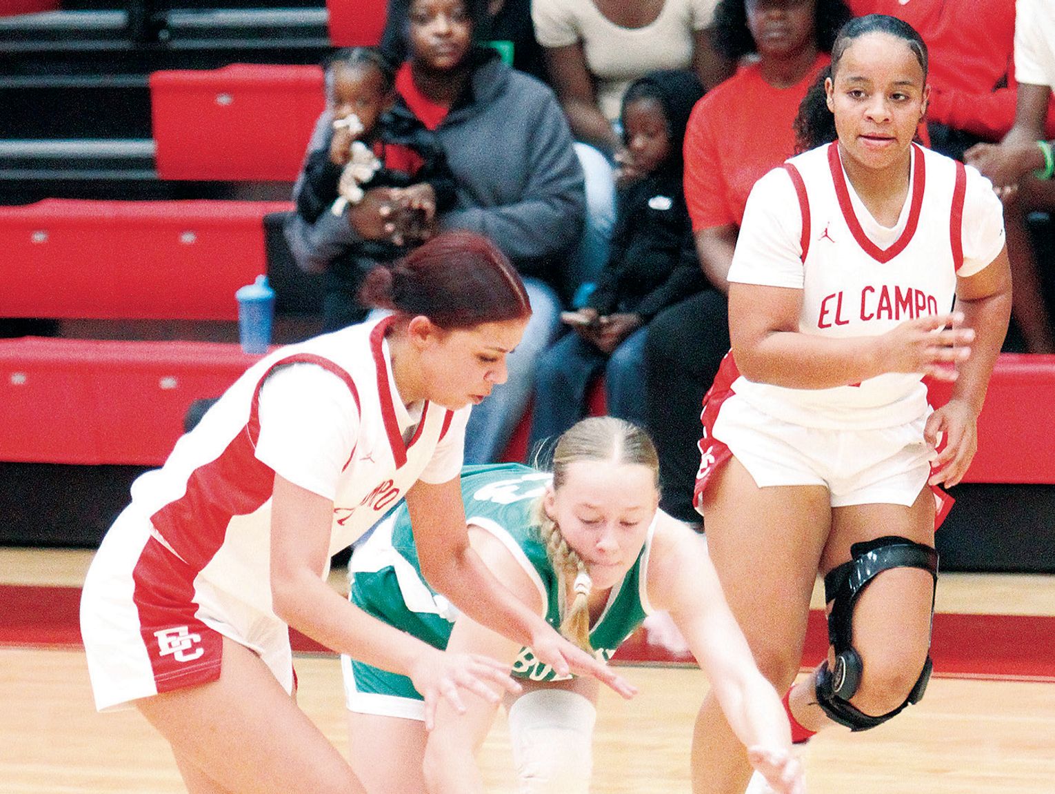 Lady Bulldogs move to 8-1 with win over Lady 'Birds